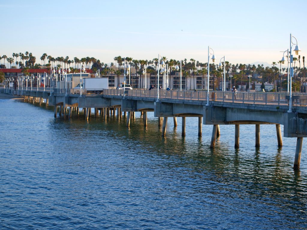 Belmont Veterans Memorial Pier — Long Beach - Pier Fishing in California