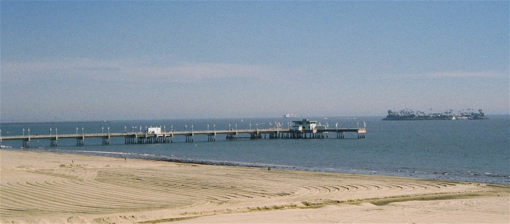 Belmont Veterans Memorial Pier — Long Beach - Pier Fishing in California