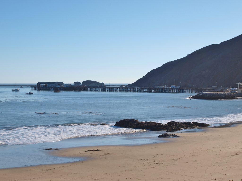 Port San Luis Pier (Harford Pier) — Avila Beach - Pier Fishing in ...