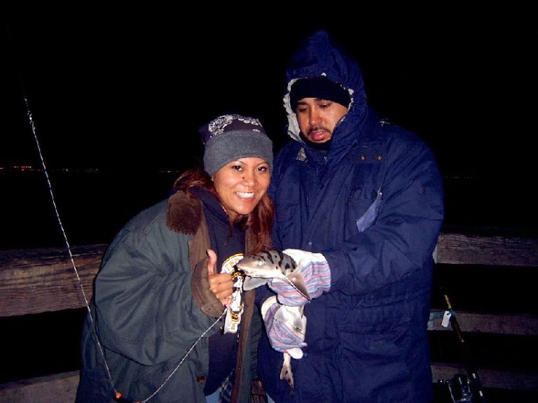 Robert E. Wooley Pier — Burlingame - Pier Fishing in California