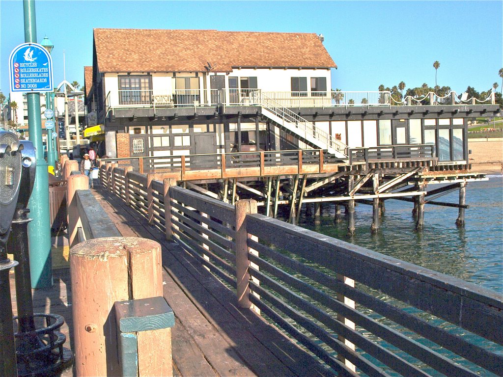 Redondo Beach Pier - Pier Fishing in California