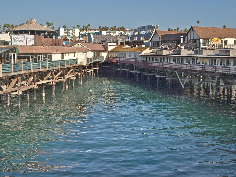 Redondo Beach Pier - Pier Fishing in California